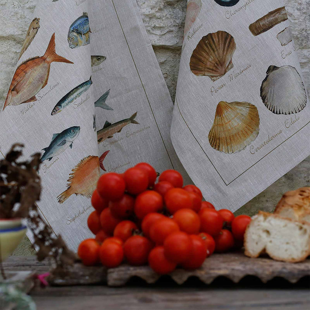 La Mer - Conchiglie Tea Towel by Tessitura Toscana